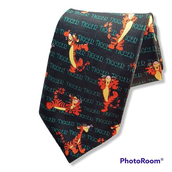 Disney | Accessories | Disney Pooh Tigger Neck Tie 57 Long Winnie The ...